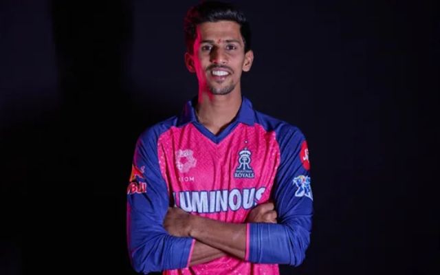 कौन हैं तनुष कोटियन जिसे जोस बटलर की जगह ओपनिंग करने भेजा गया, टीम से ...